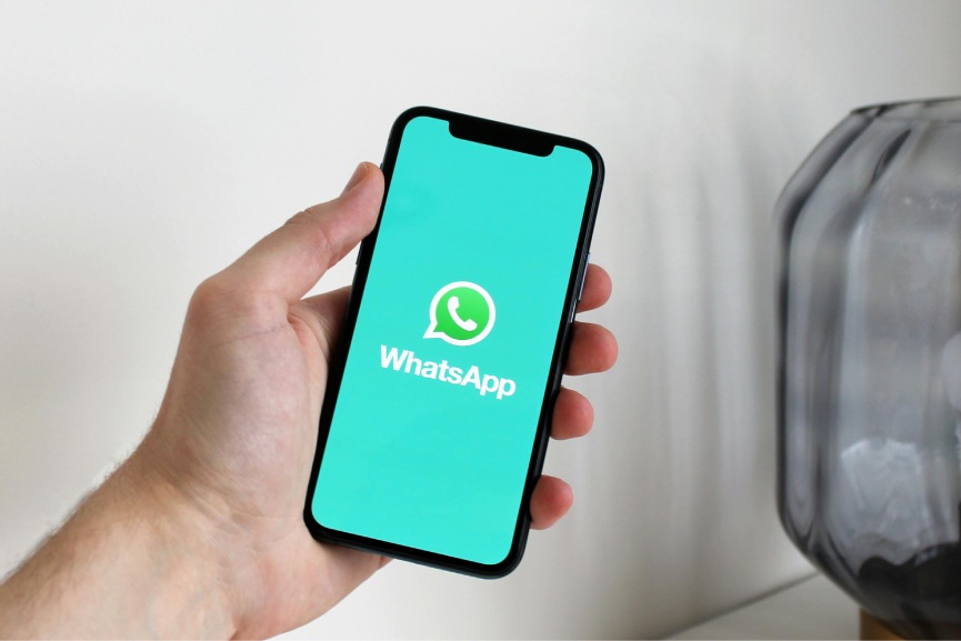 WhatsApp beta unveils AI-generated group icons, Meta AI widget - Tanvir Ahmed Anontow