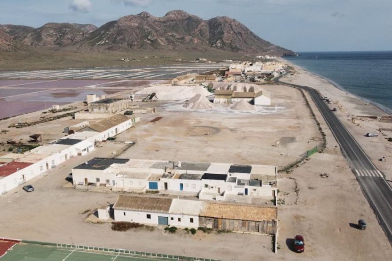 Mesaieed Petrochemical to develop salt production facility