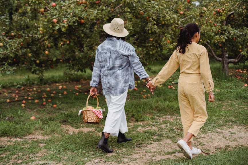 Study reveals daily walking lowers risk of chronic back pain