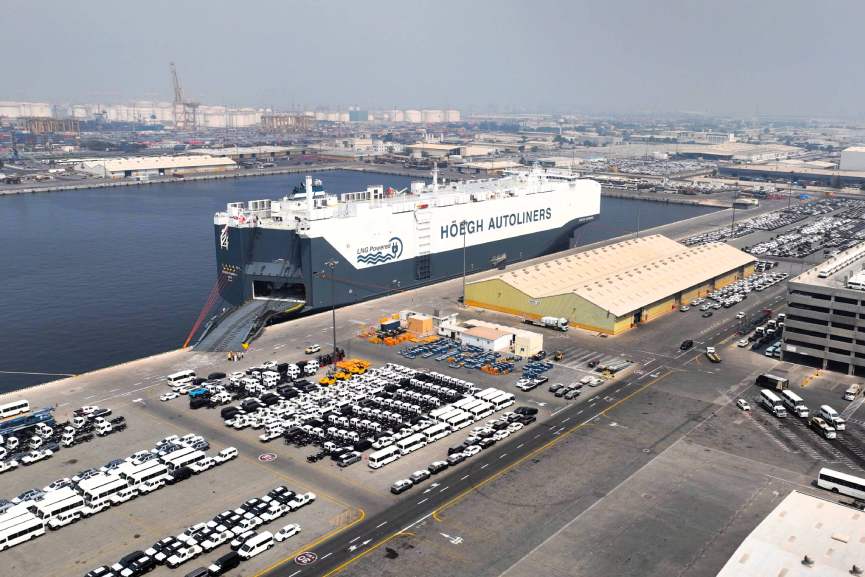 World’s largest MV Höegh Sunrise carrier arrives in Dubai