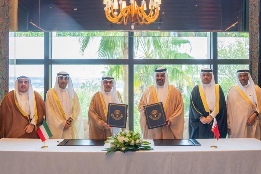 Bahrain, Kuwait Fund sign loan deal for electricity transmission